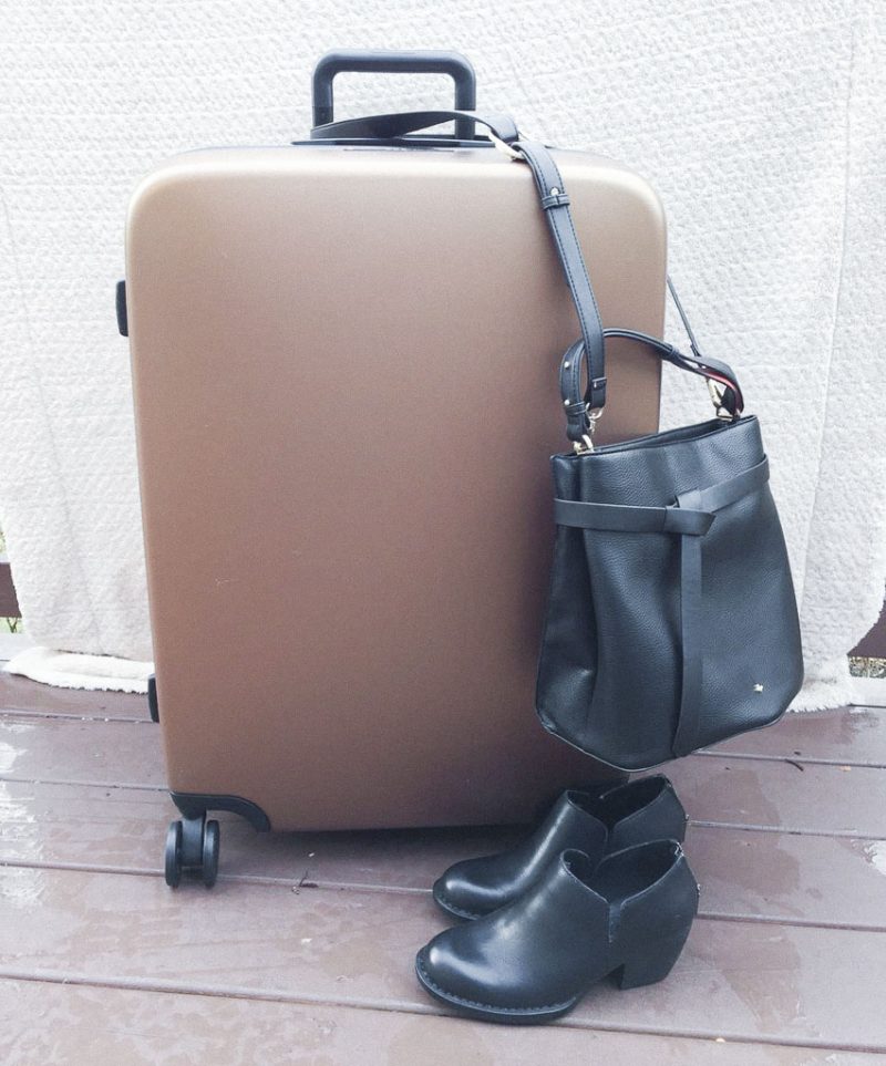 Raden Luggage Review (Luggage with GPS & Chargers) - Hippie In Heels